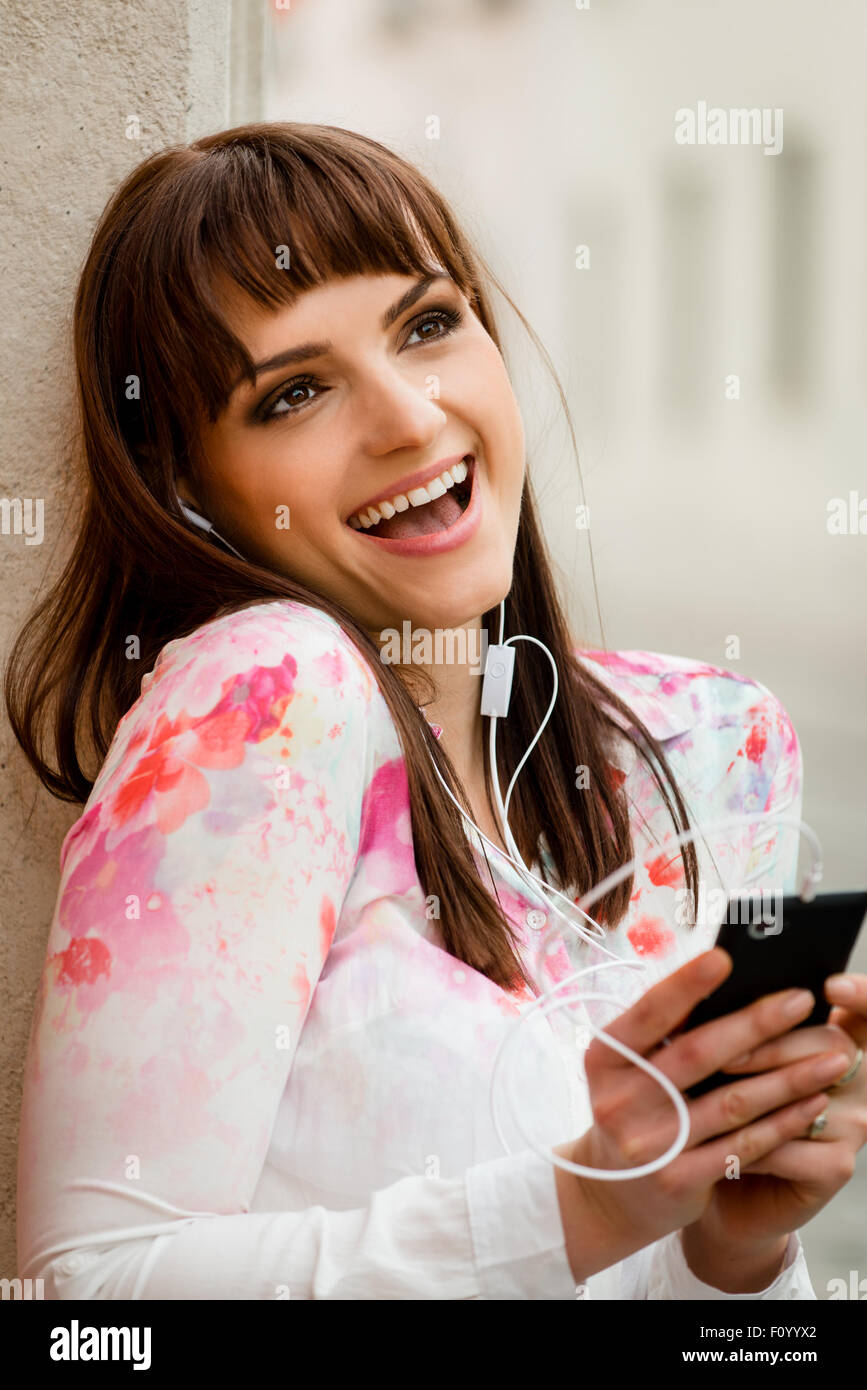 Call phone sing hi-res stock photography and images - Alamy