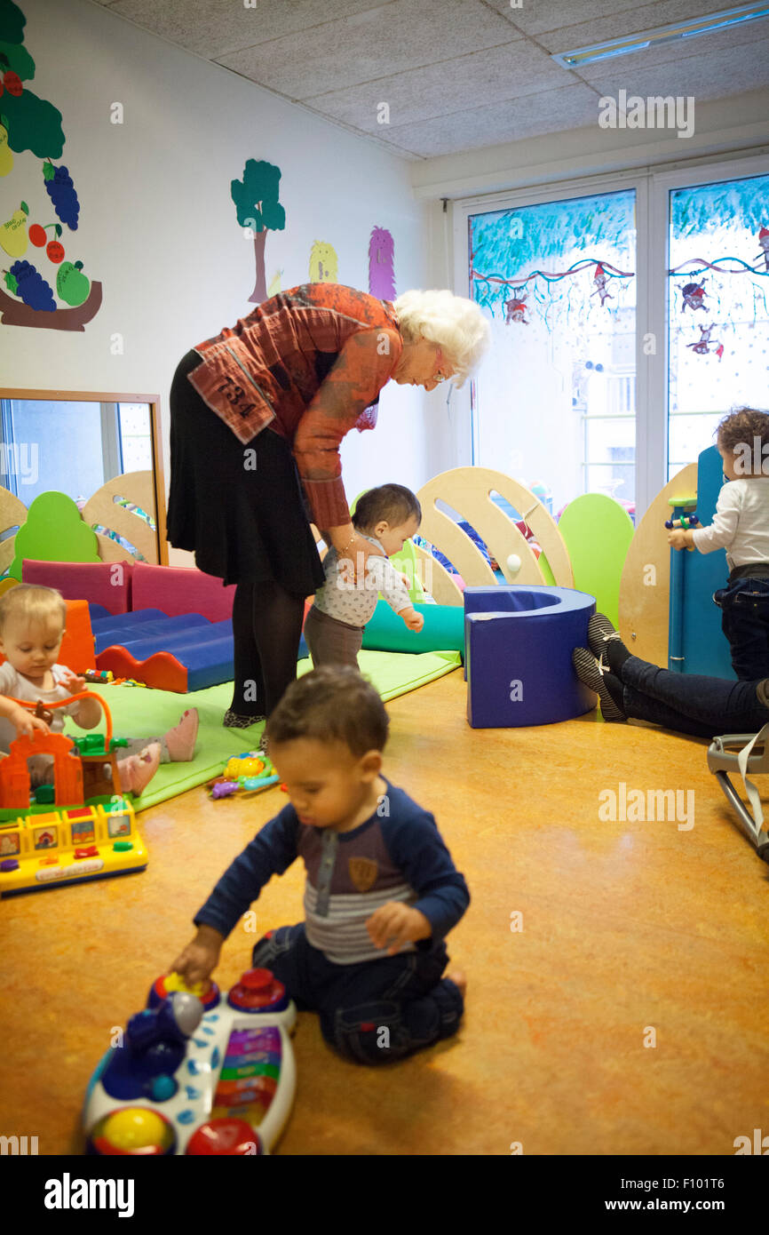 Intergenerational Group Activities High Resolution Stock Photography ...