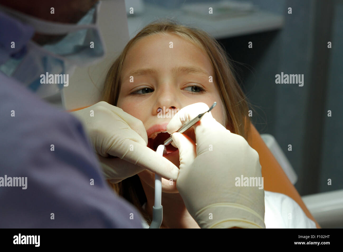 Children receiving medicine hi-res stock photography and images - Alamy