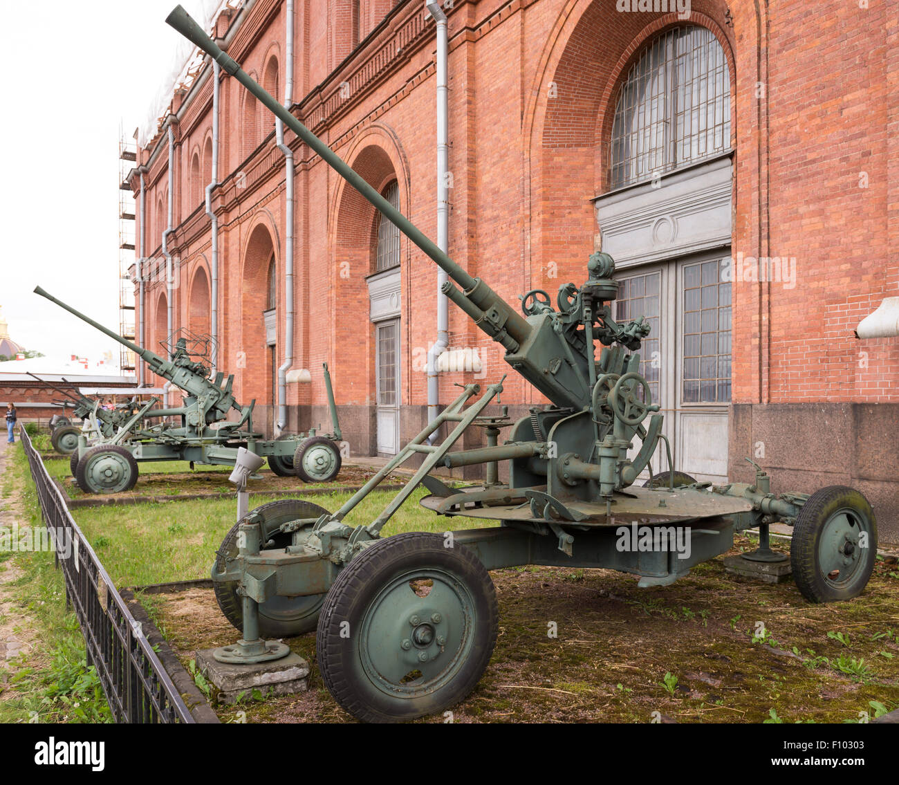 37 mm anti aircraft gun hi-res stock photography and images - Alamy