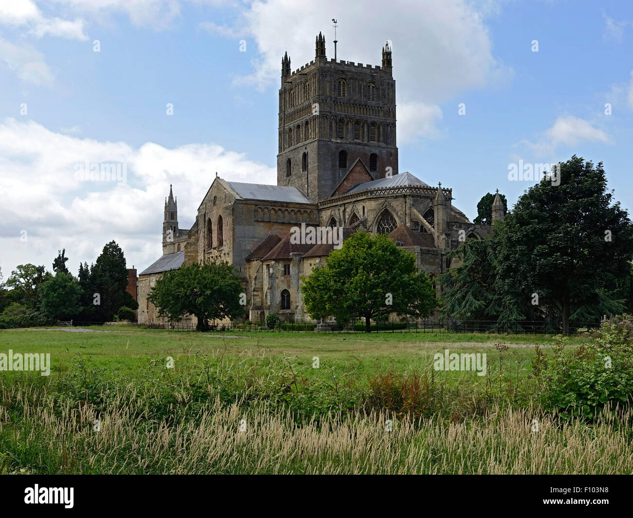 Exterior views of Tewkesbury Abbey Stock Photo - Alamy