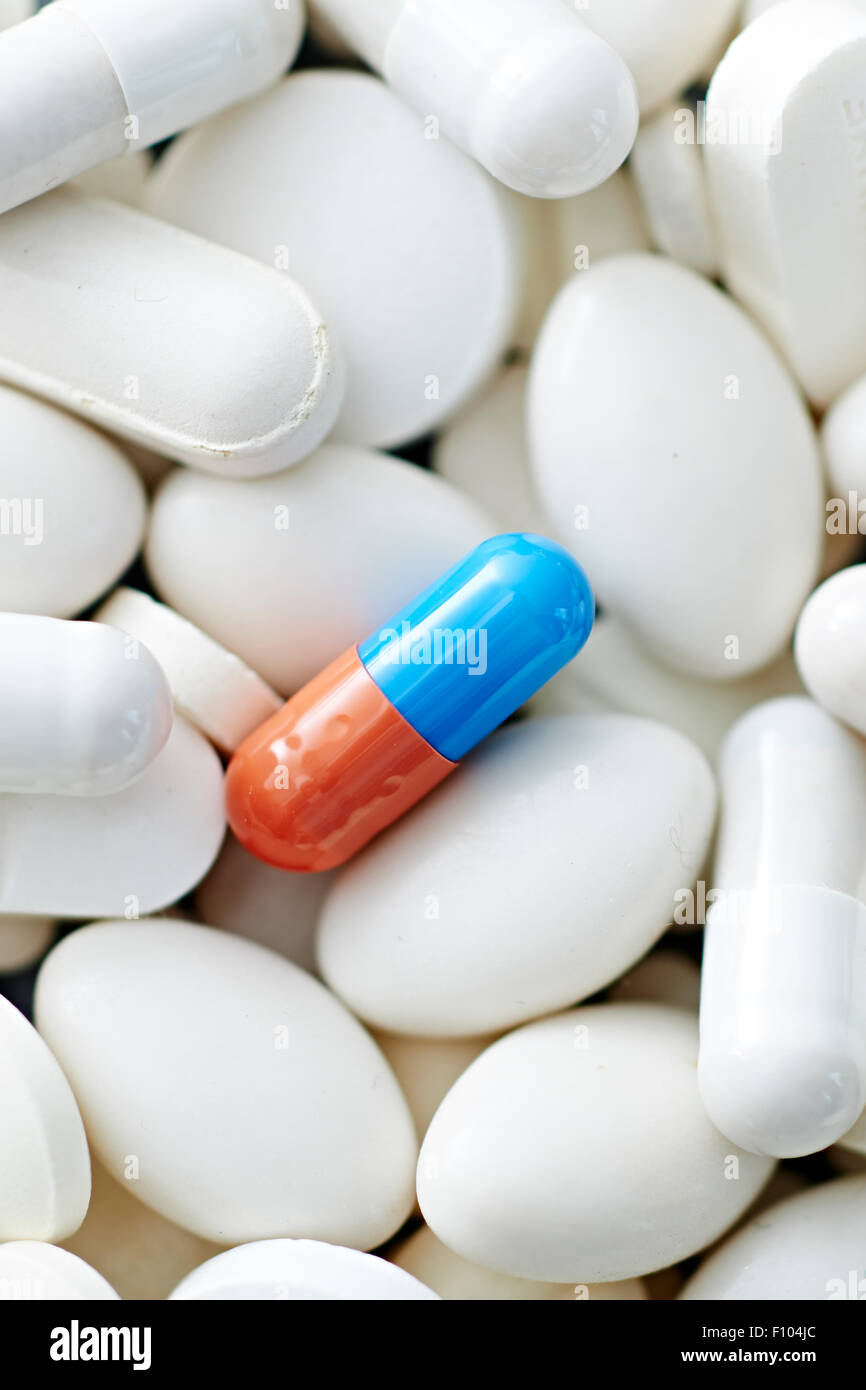 Pharmaceutical counterfeiting hi-res stock photography and images - Alamy