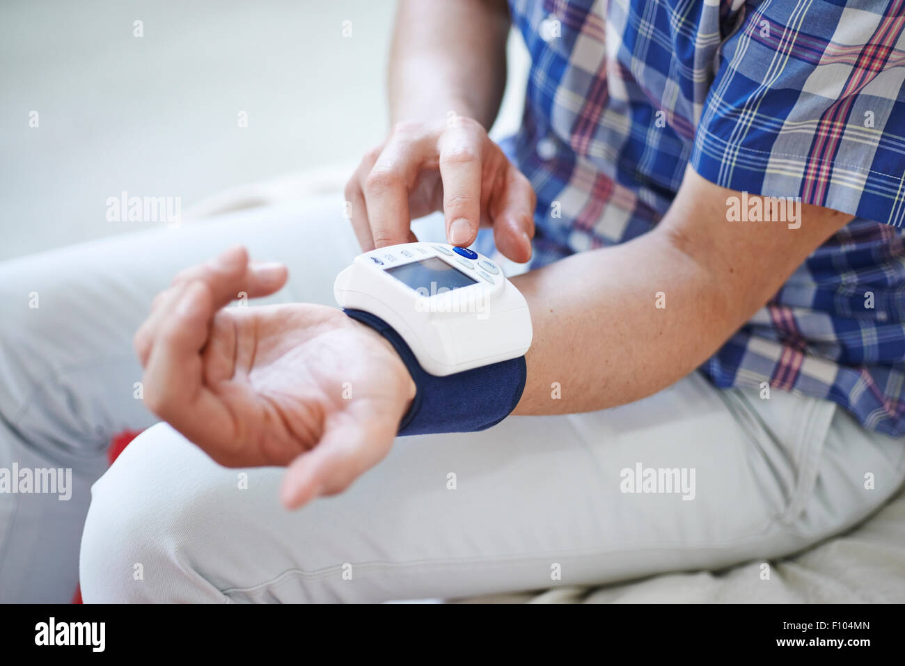 BLOOD PRESSURE, MAN Stock Photo - Alamy