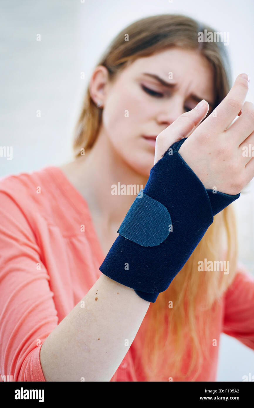 Wrist Splint High Resolution Stock Photography and Images - Alamy