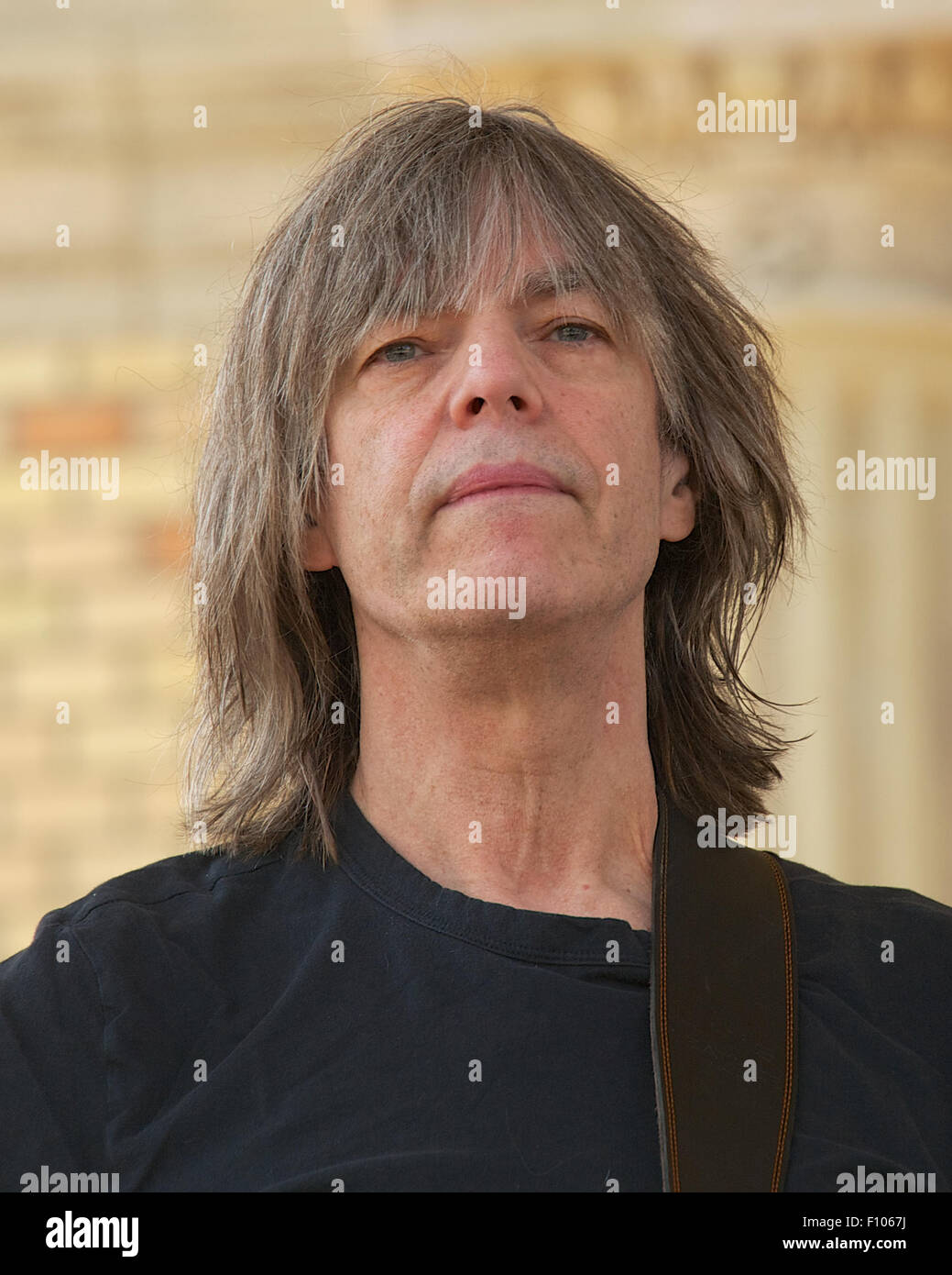 Mike stern hi-res stock photography and images - Alamy