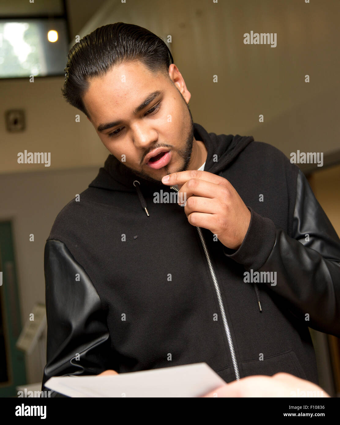 A level results hi-res stock photography and images - Alamy