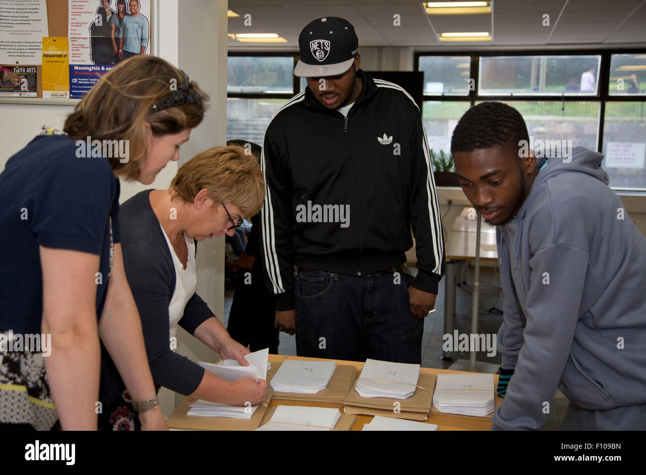 Alevel exam results hi-res stock photography and images - Alamy