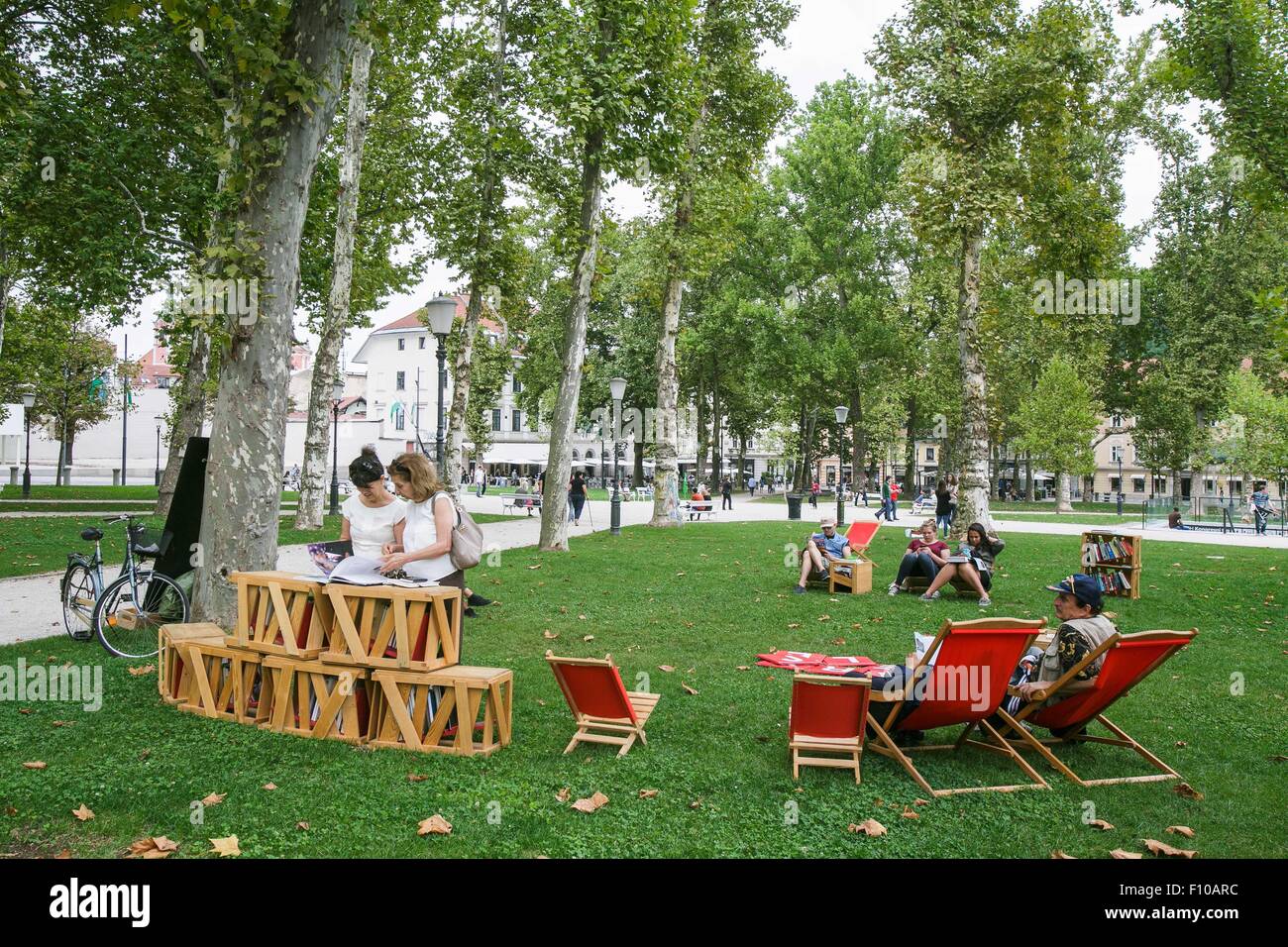 Open Air Library High Resolution Stock Photography and Images - Alamy