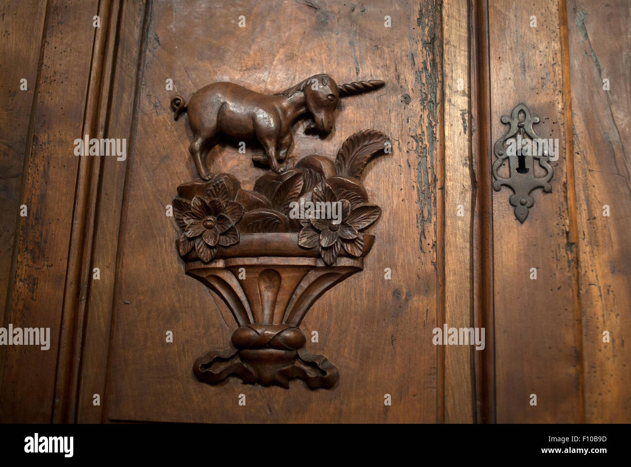 An unicorn decorates wood furniture inside the San Martin church in ...