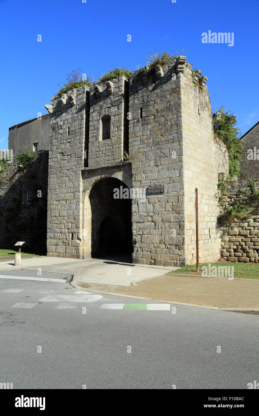 Port de saille hi-res stock photography and images - Alamy