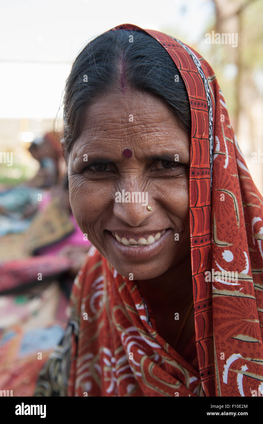 Bindi hindu hi-res stock photography and images - Alamy