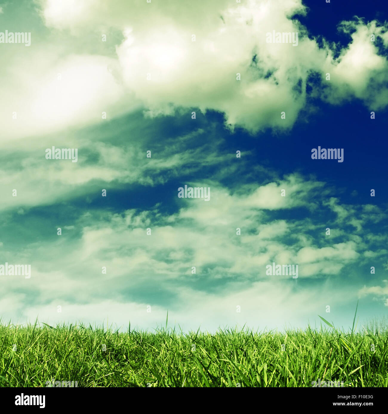 Cloudy green hi-res stock photography and images - Alamy