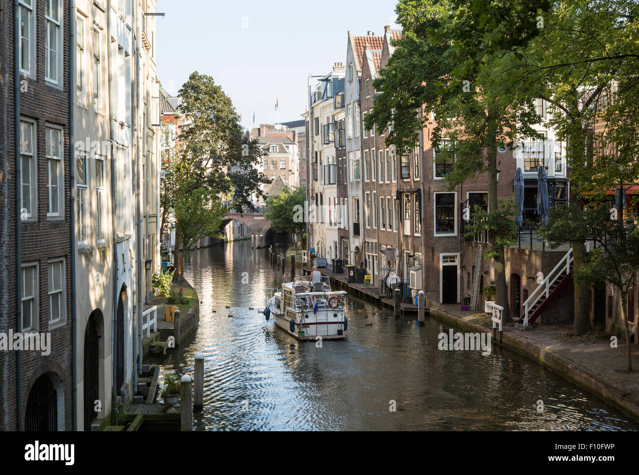 Pleasure boat on Oudegracht canal in central Utrecht, Netherlands Stock ...