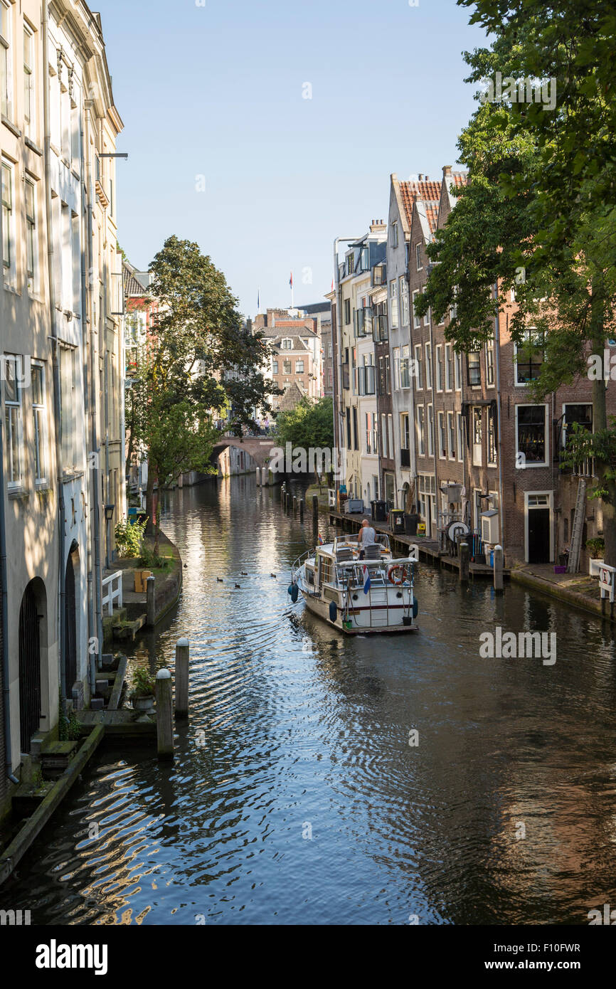 Pleasure boat on Oudegracht canal in central Utrecht, Netherlands Stock ...