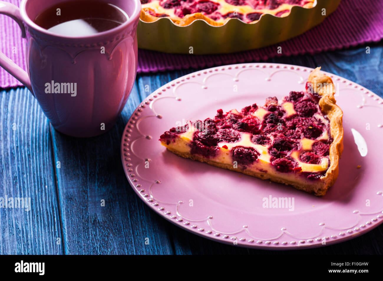Cheesecake with raspberries Stock Photo - Alamy
