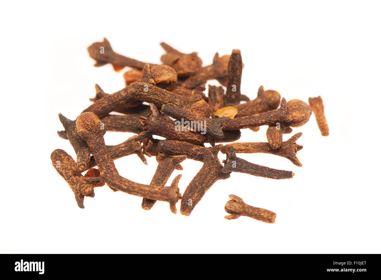 Cloves isolated on white background Stock Photo - Alamy