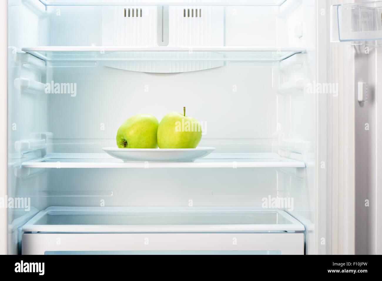 Refrigerator fridge empty fruit hi-res stock photography and images - Alamy