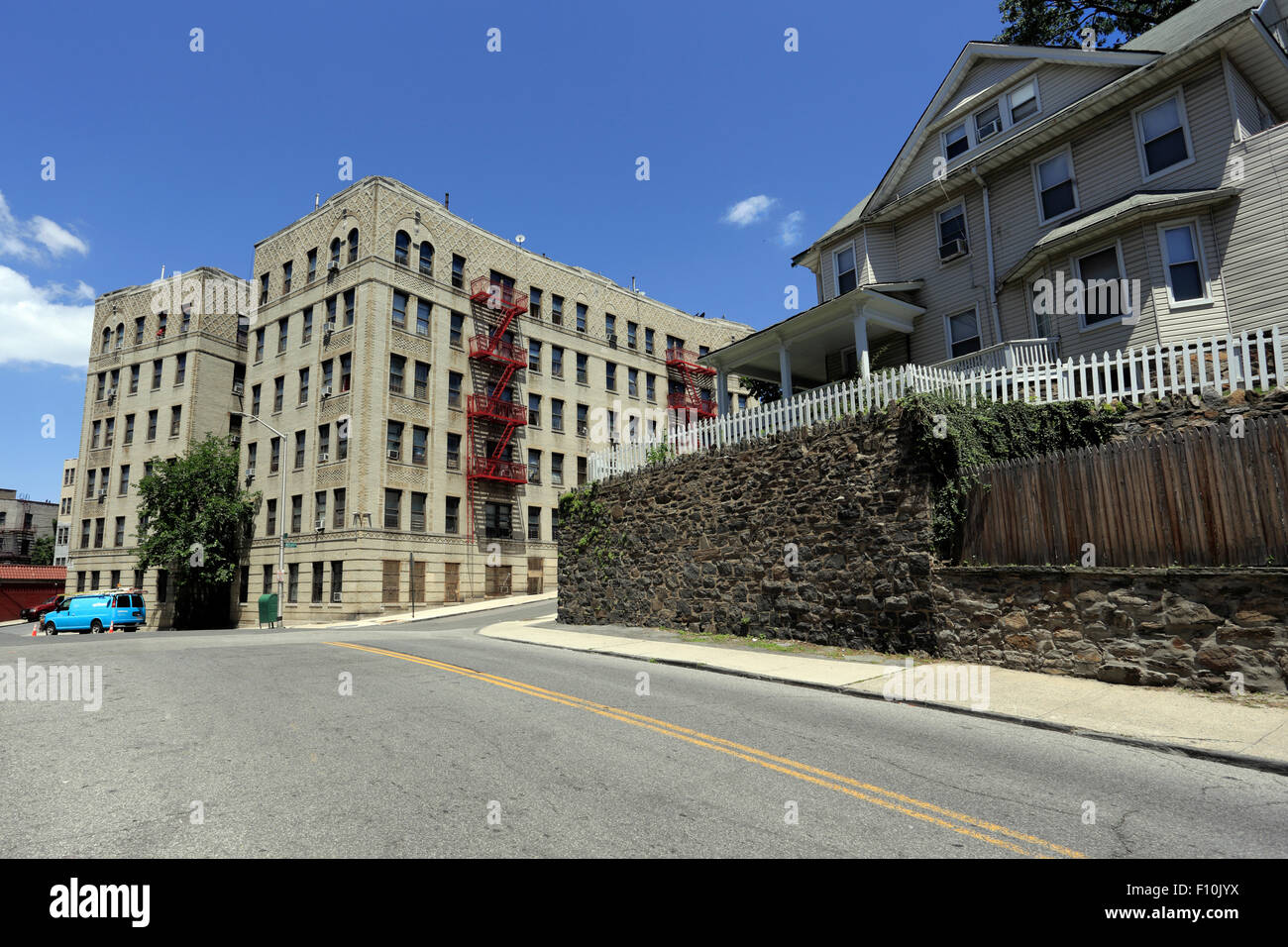 Caryl ave hi-res stock photography and images - Alamy