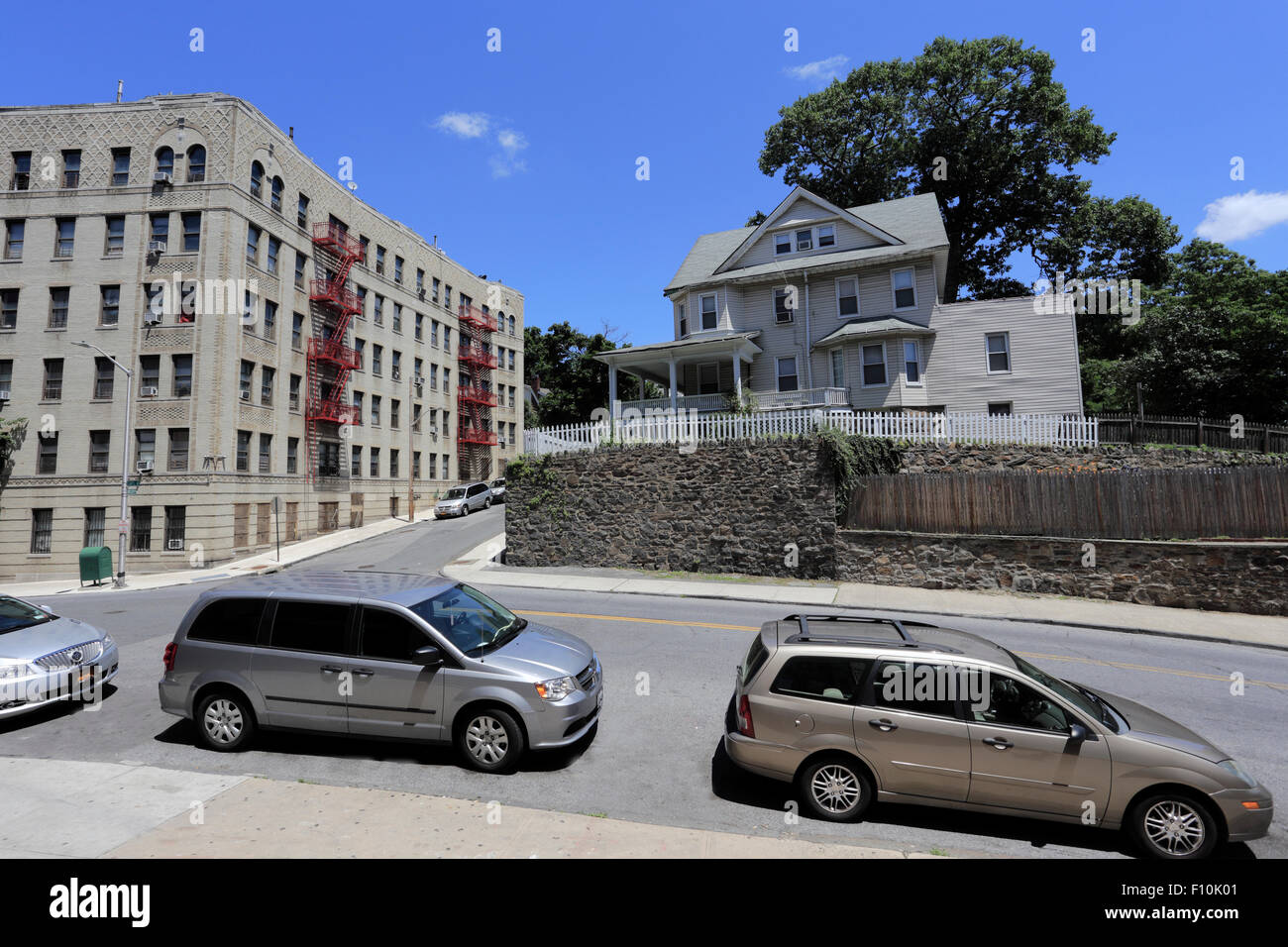 Caryl Ave. at Landscape Ave. Yonkers New York Stock Photo - Alamy