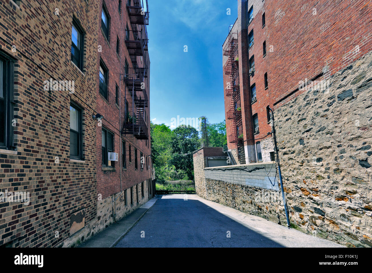 Driveway between apartment buildings Caryl Ave. Yonkers New York Stock ...