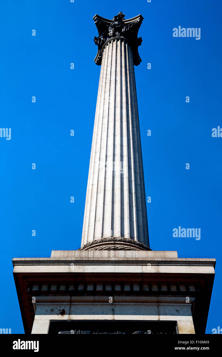 column in london england old architecture and sky Stock Photo - Alamy