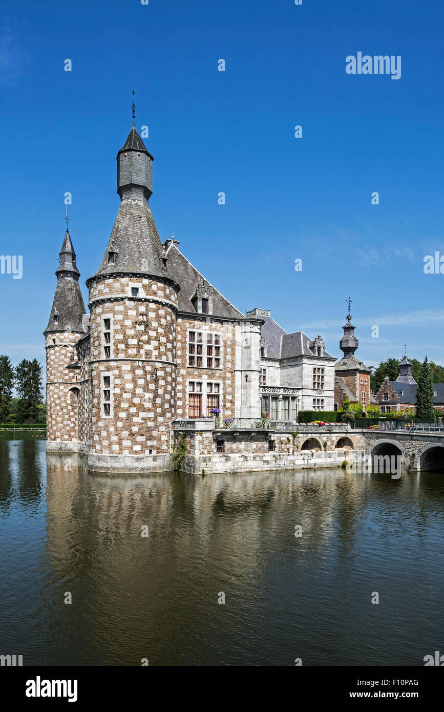 16th century Château de Jehay / Jehay Castle / Jehay-Bodegnée Castle at ...