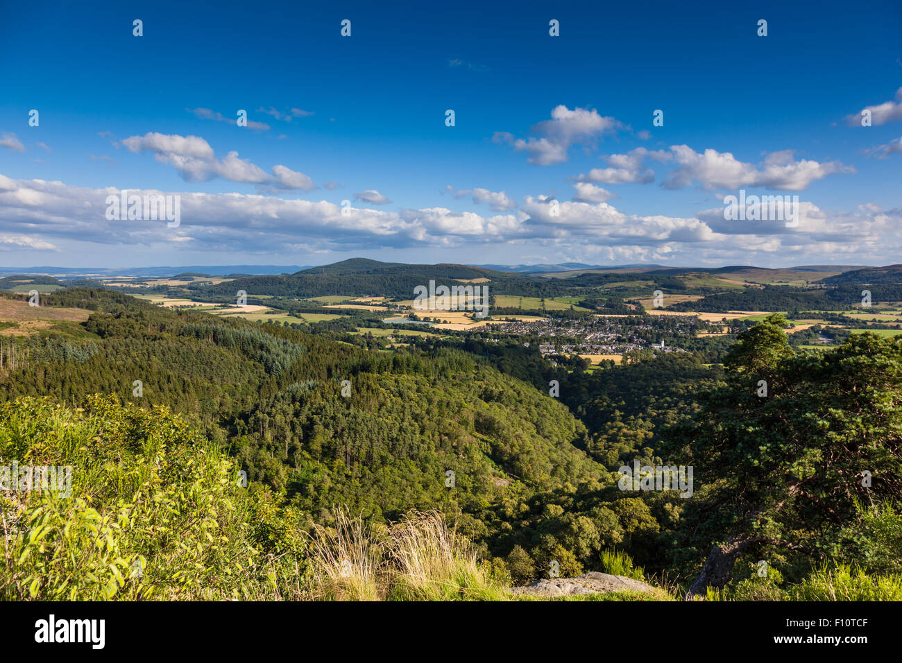 Nestling In River Valley Or Dale High Resolution Stock Photography and ...