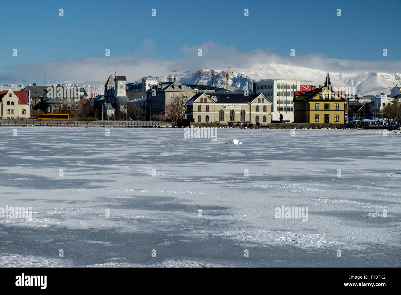Tjorn lake in winter, Reykjavik downtown, Iceland Stock Photo - Alamy