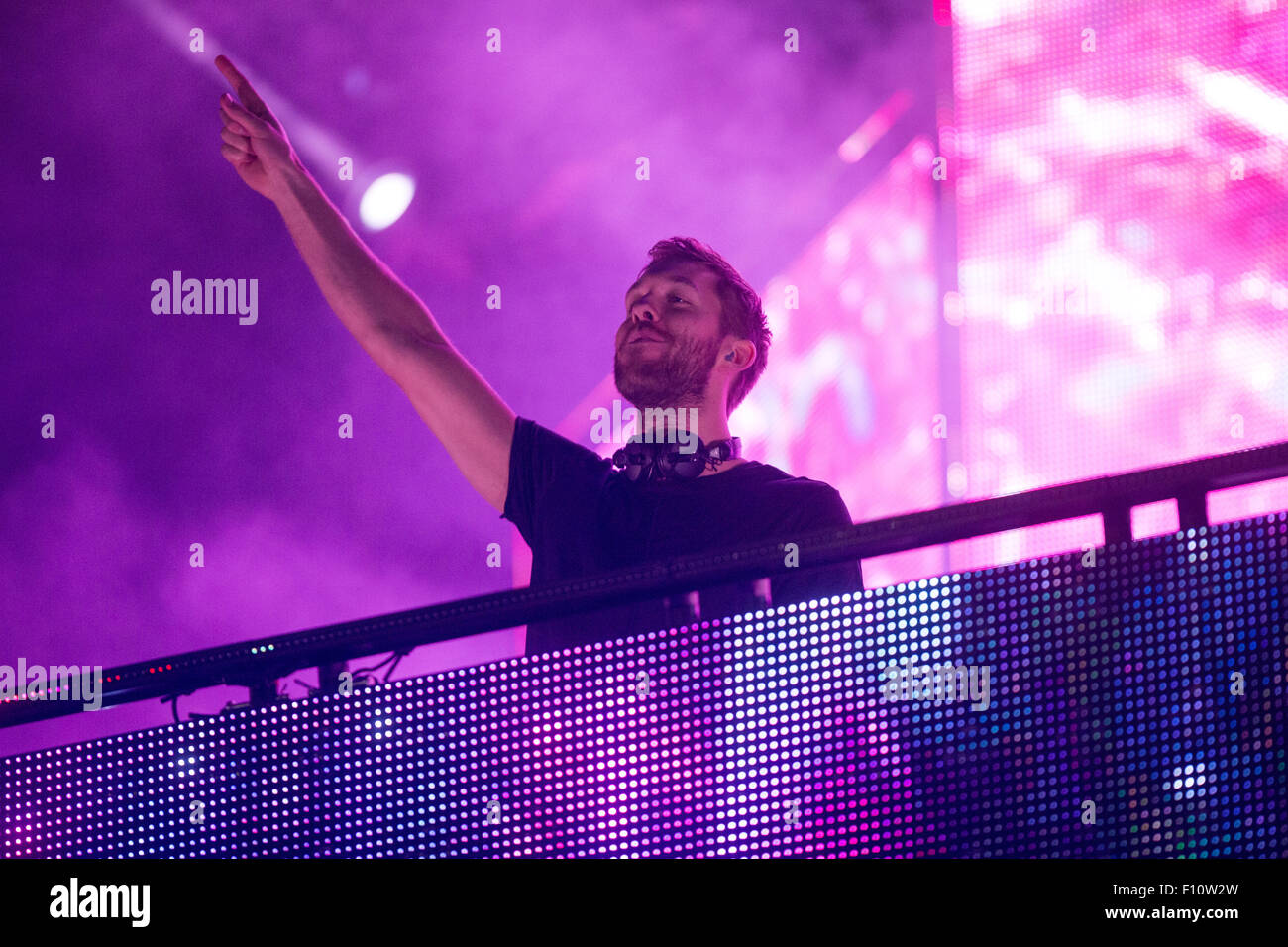 Calvin harris hi-res stock photography and images - Alamy
