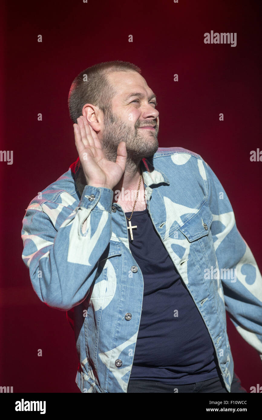 Tom Meighan of Kasabian at the V Festival in Chelmsford,Essex Stock ...