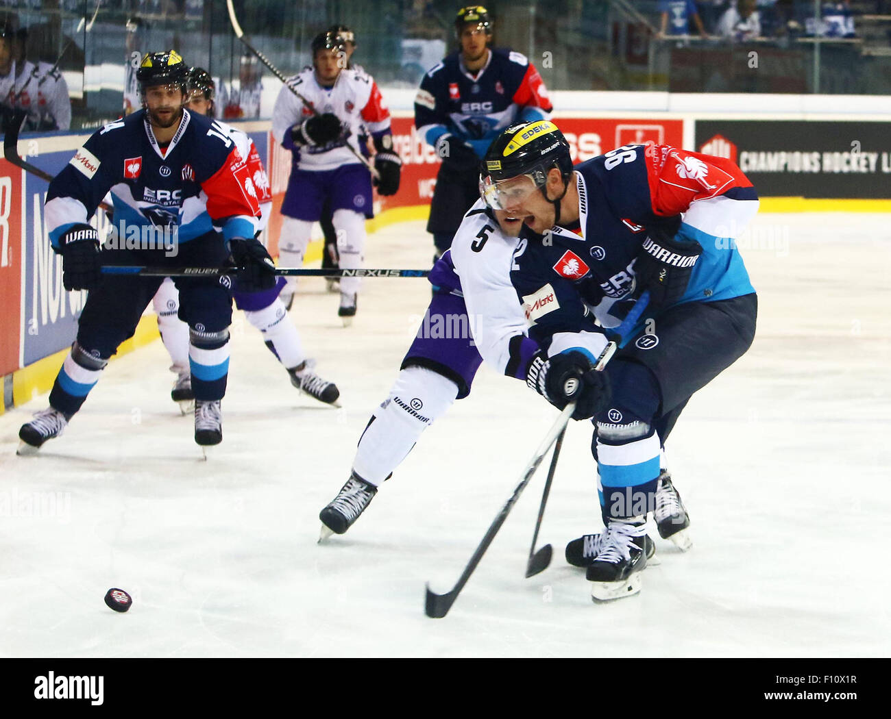 Ingolstadt, Bavaria, Germany. 22nd Aug, 2015. from left Dustin FRIESEN ...