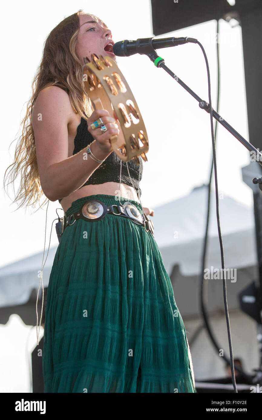 Zella Day Singer High Resolution Stock Photography and Images - Alamy