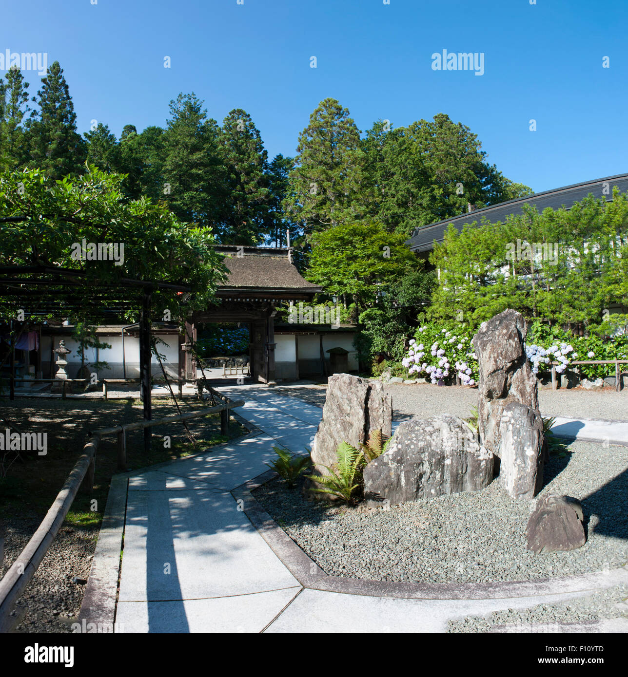 Japanese monastery hi-res stock photography and images - Alamy