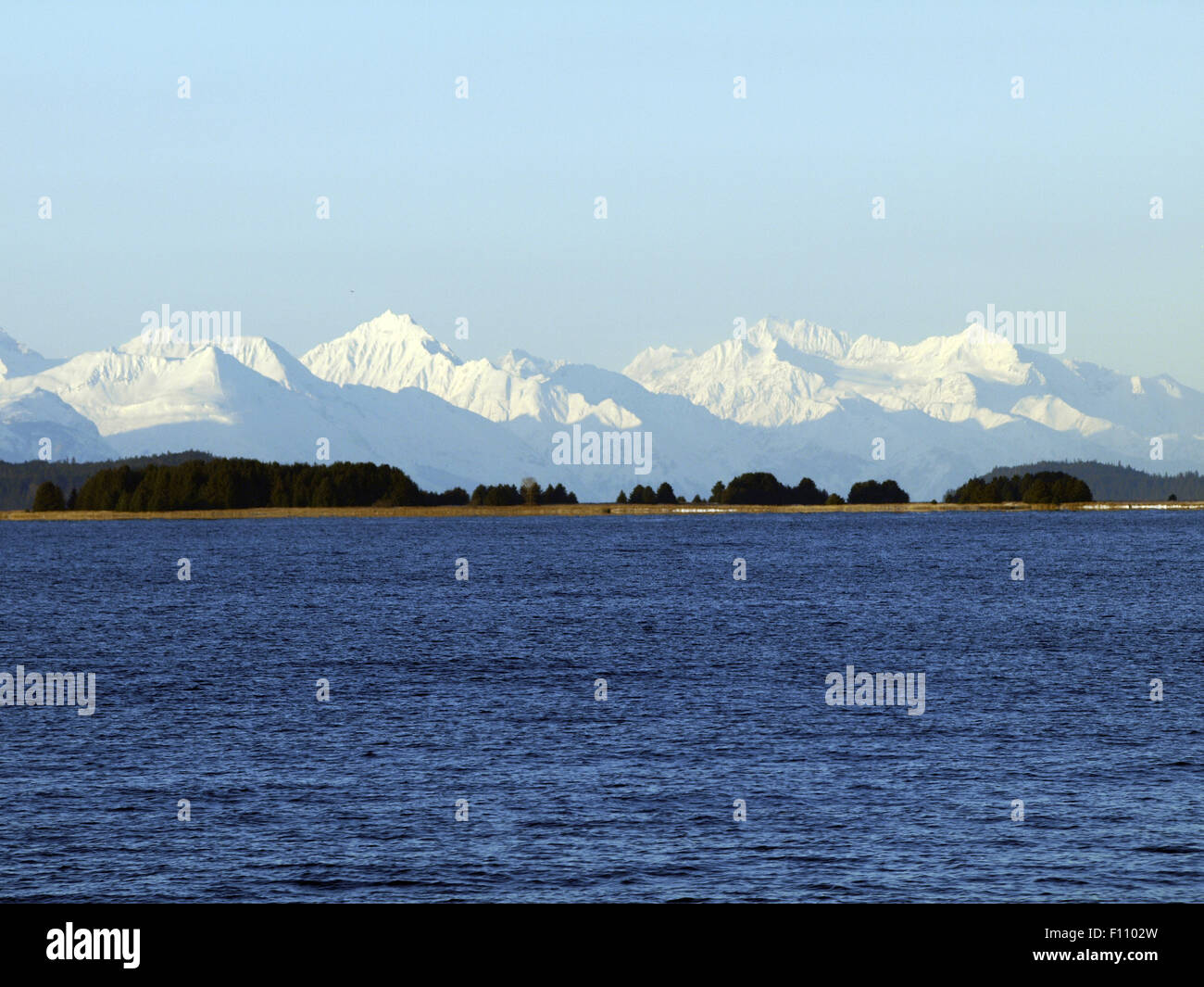 Alaska snow hi-res stock photography and images - Alamy