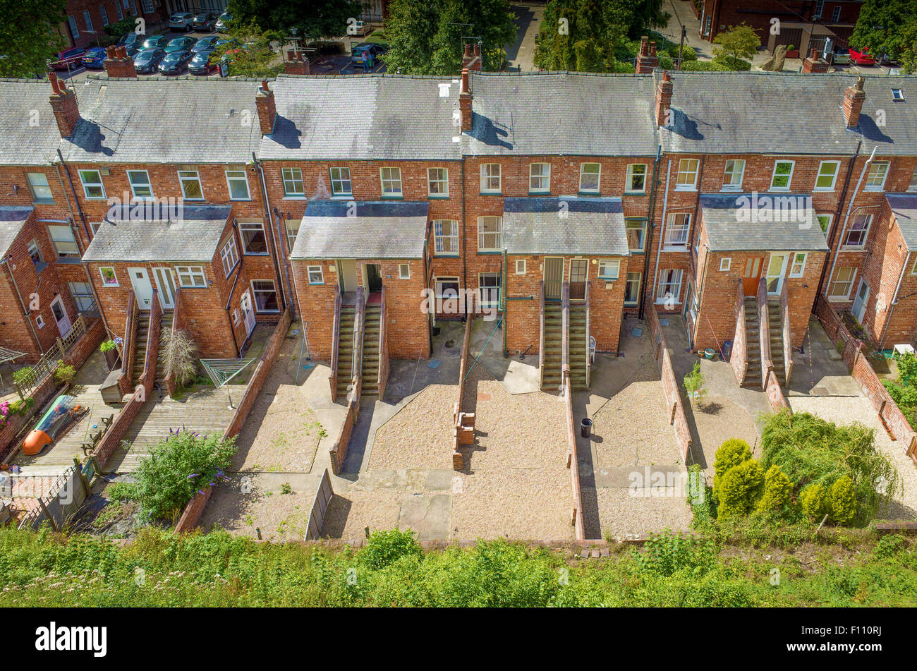 Three storey terraced houses hi-res stock photography and images - Alamy