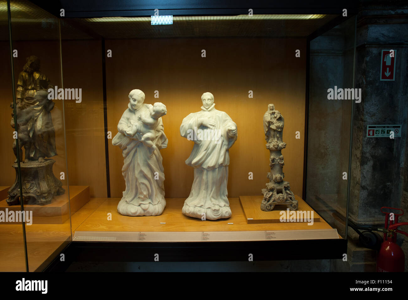 Our lady of pilar hi-res stock photography and images - Alamy