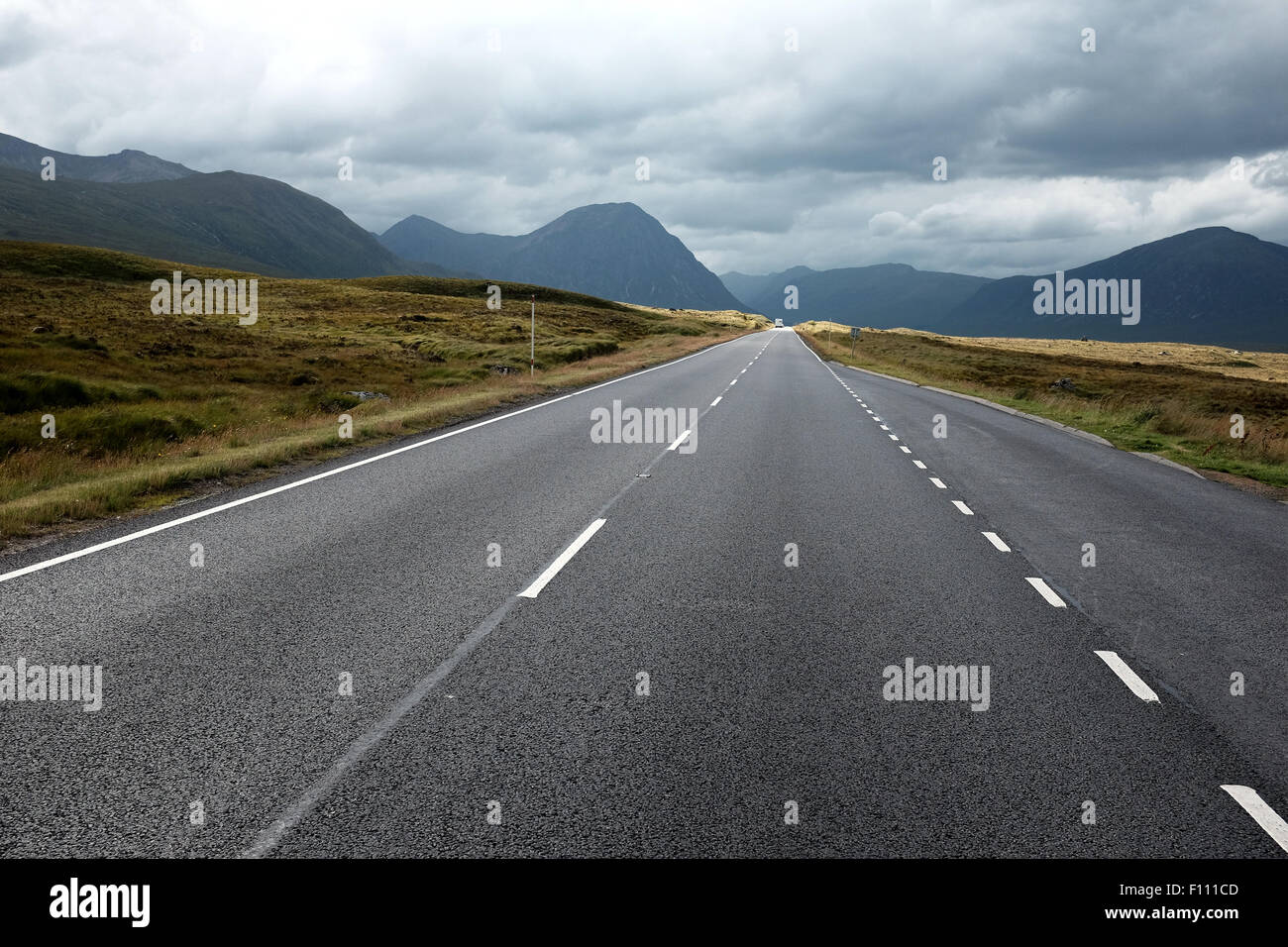 Open road drive hi-res stock photography and images - Alamy