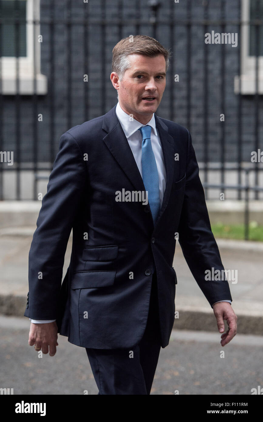 Flowers to Clare Barnfather and the Prime Minister are delivered at 10 ...