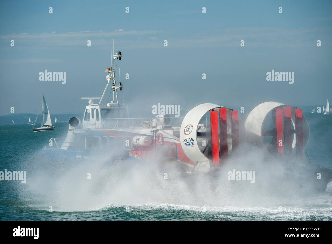 The Isle of Wight to Portsmouth to Ryde hovercraft Stock Photo - Alamy