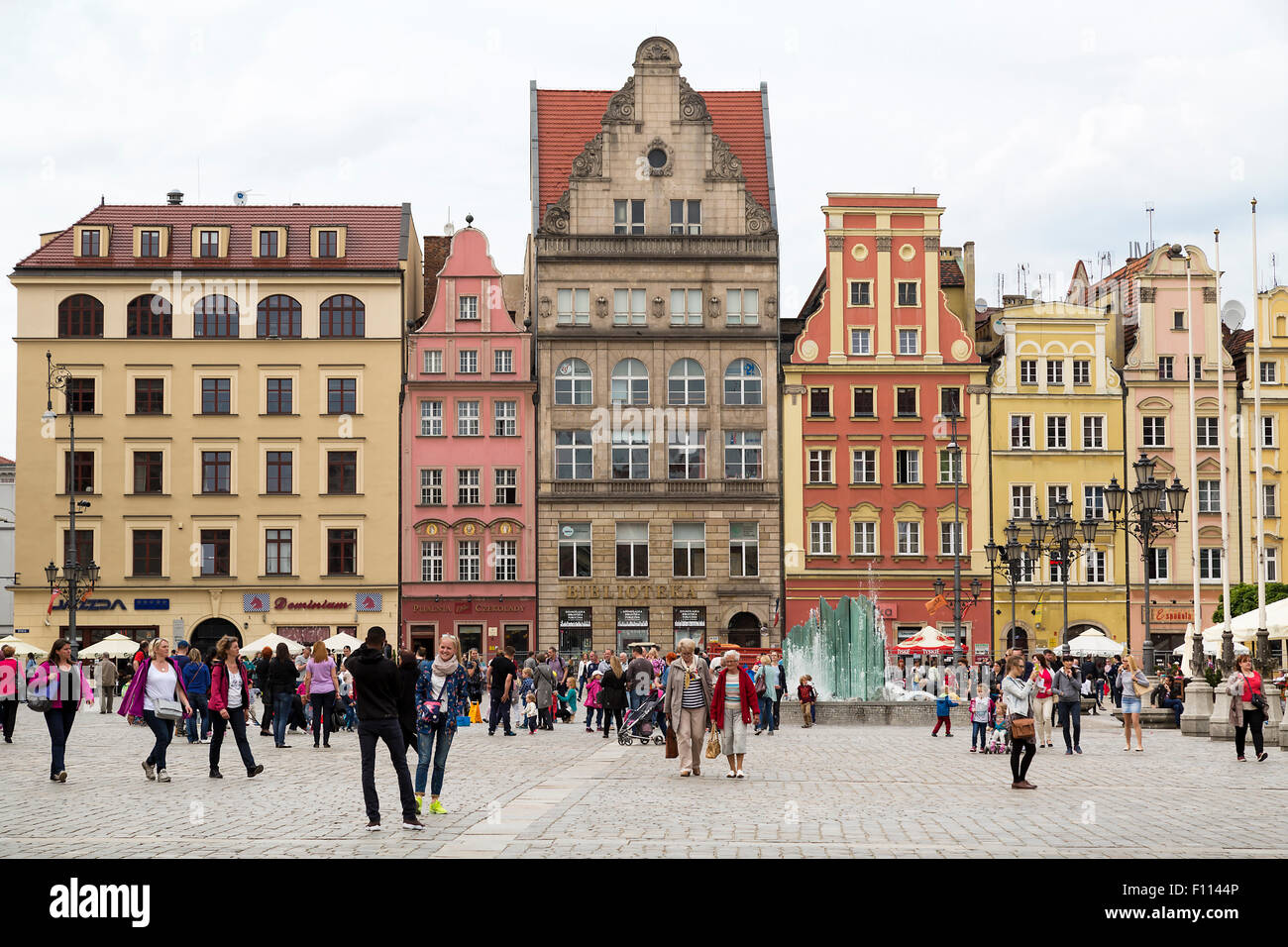 Wroclaw poland people hi-res stock photography and images - Alamy