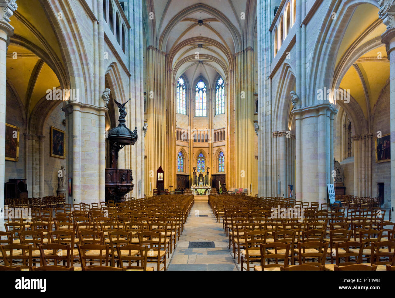 Benigne hi-res stock photography and images - Alamy