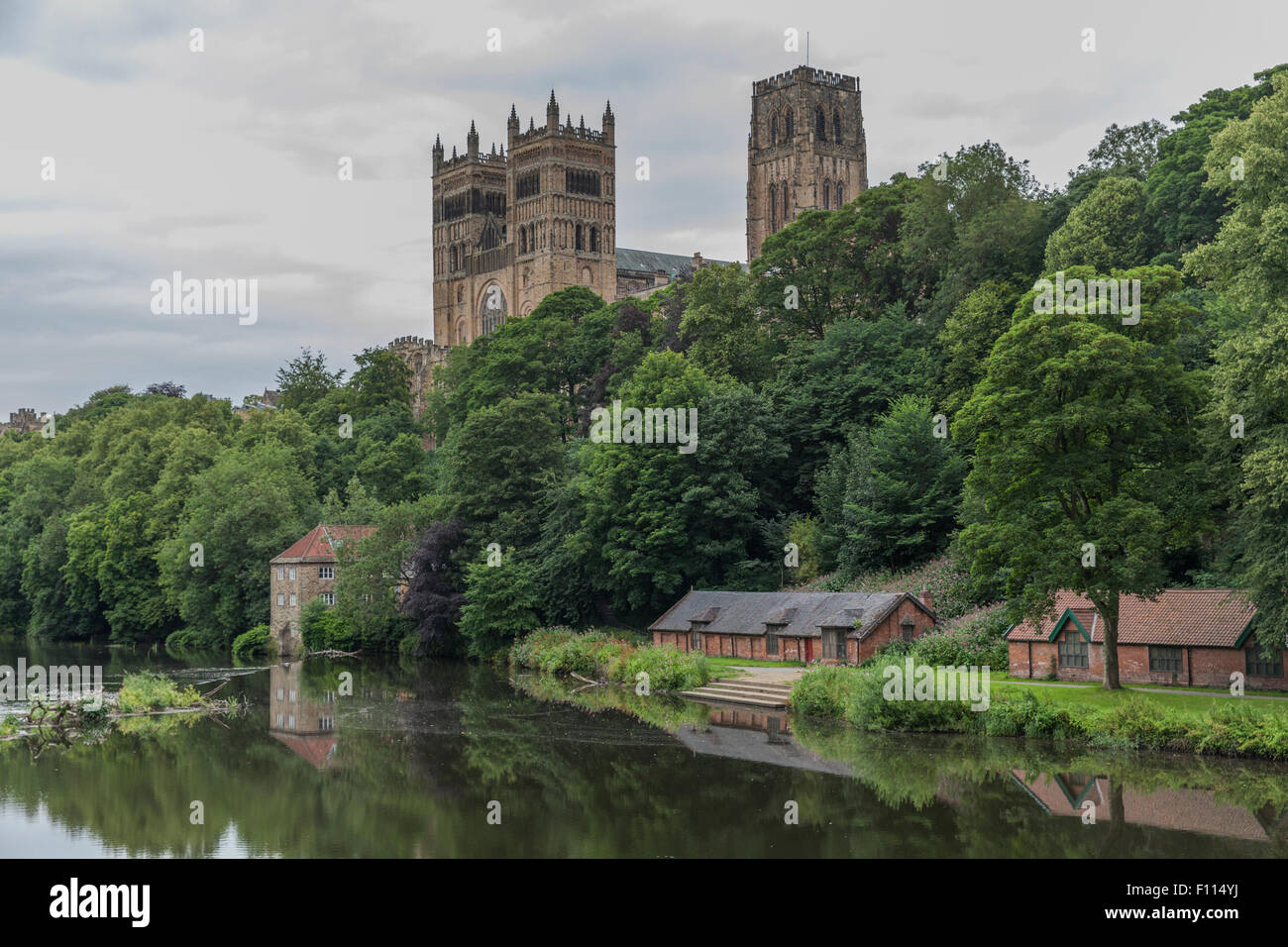 View of Durham Cathedral, the River Wear and the weir in Durham Stock ...