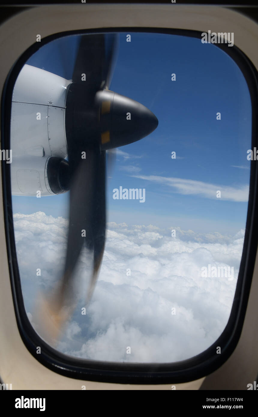 Windows 72 hi-res stock photography and images - Alamy