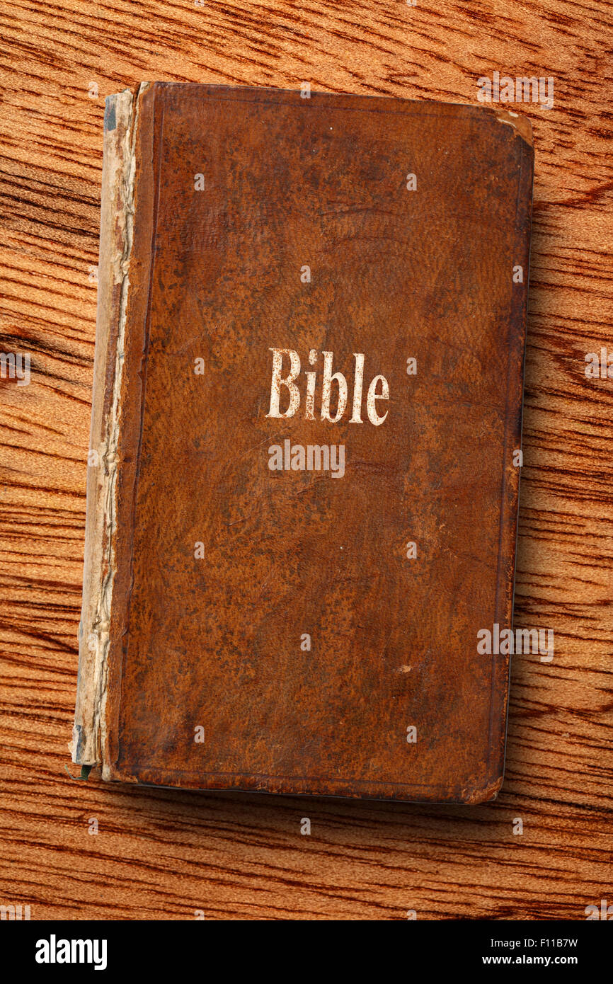 Old bible cover hi-res stock photography and images - Alamy
