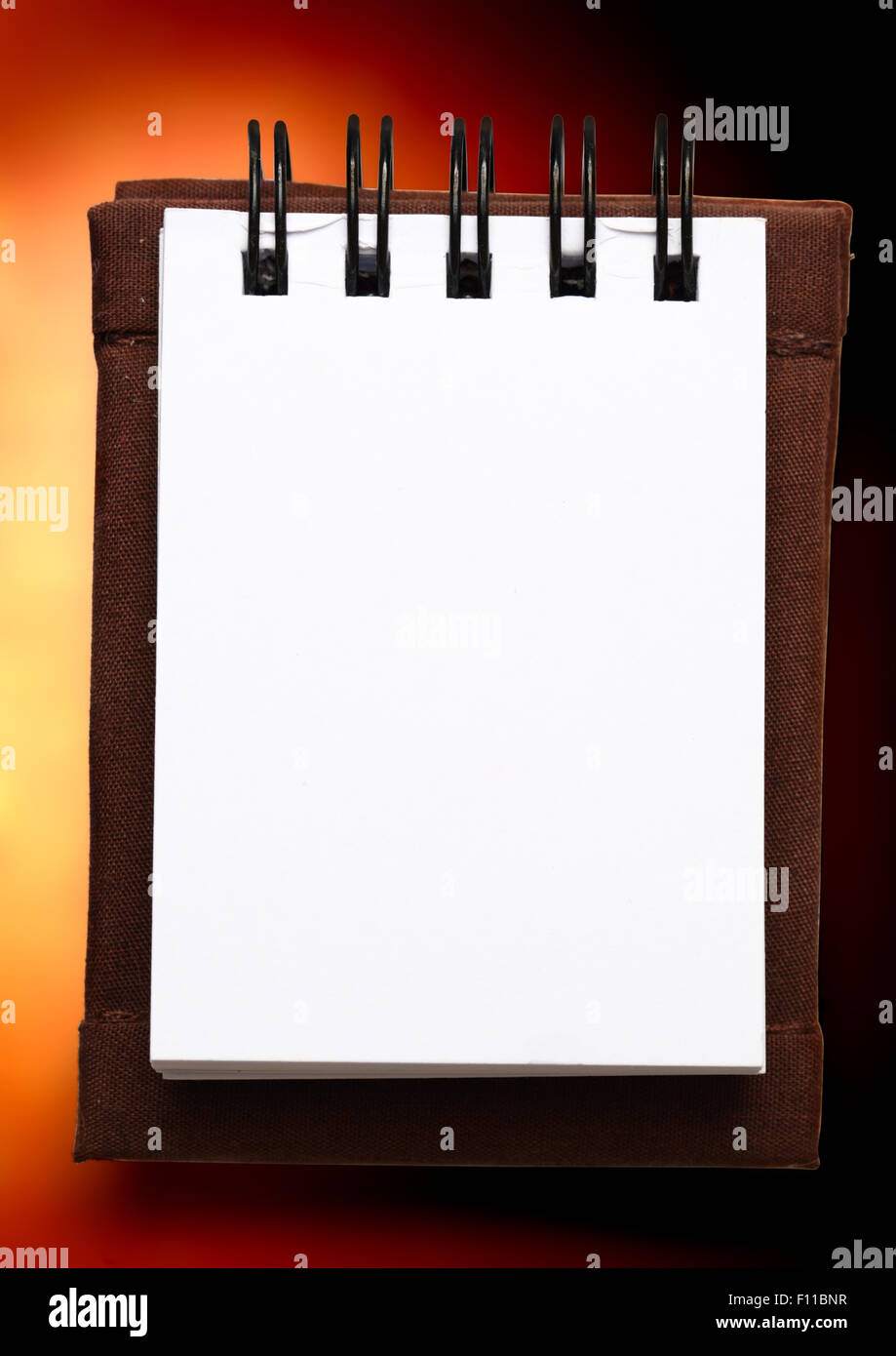 Blank white notepad as background in closeup Stock Photo - Alamy