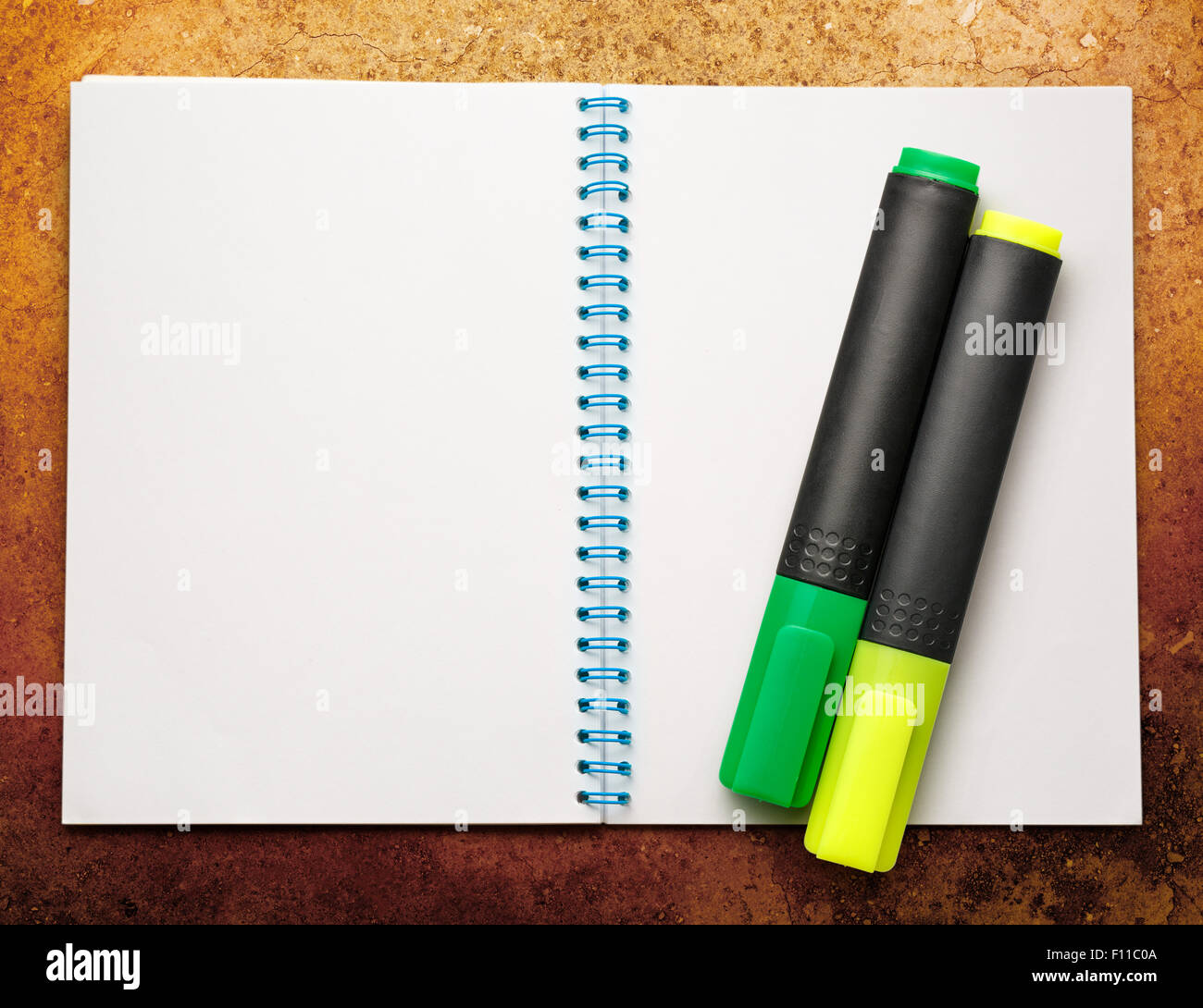 List with markers hi-res stock photography and images - Alamy