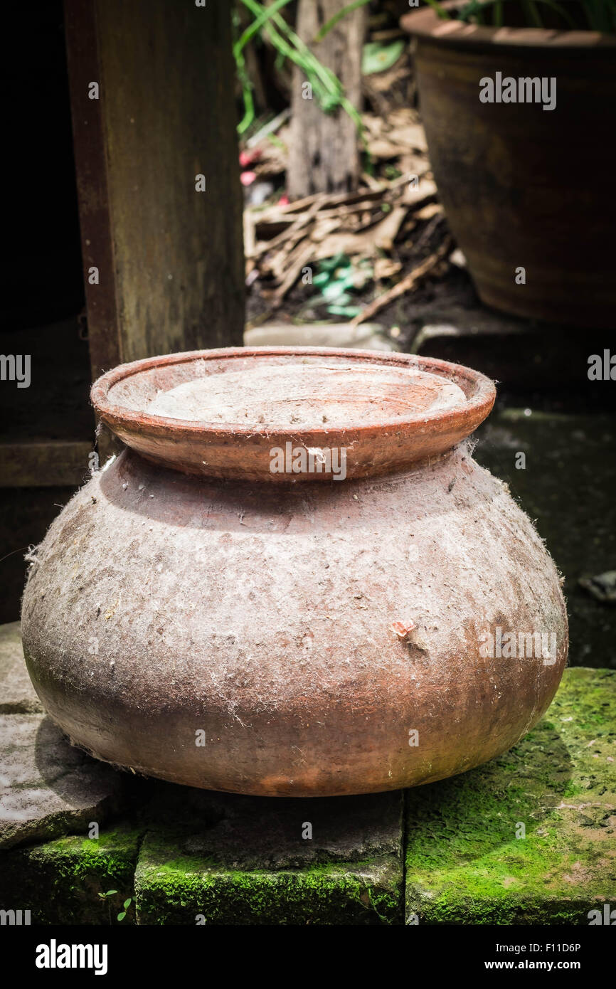 Broken fire pot hi-res stock photography and images - Alamy
