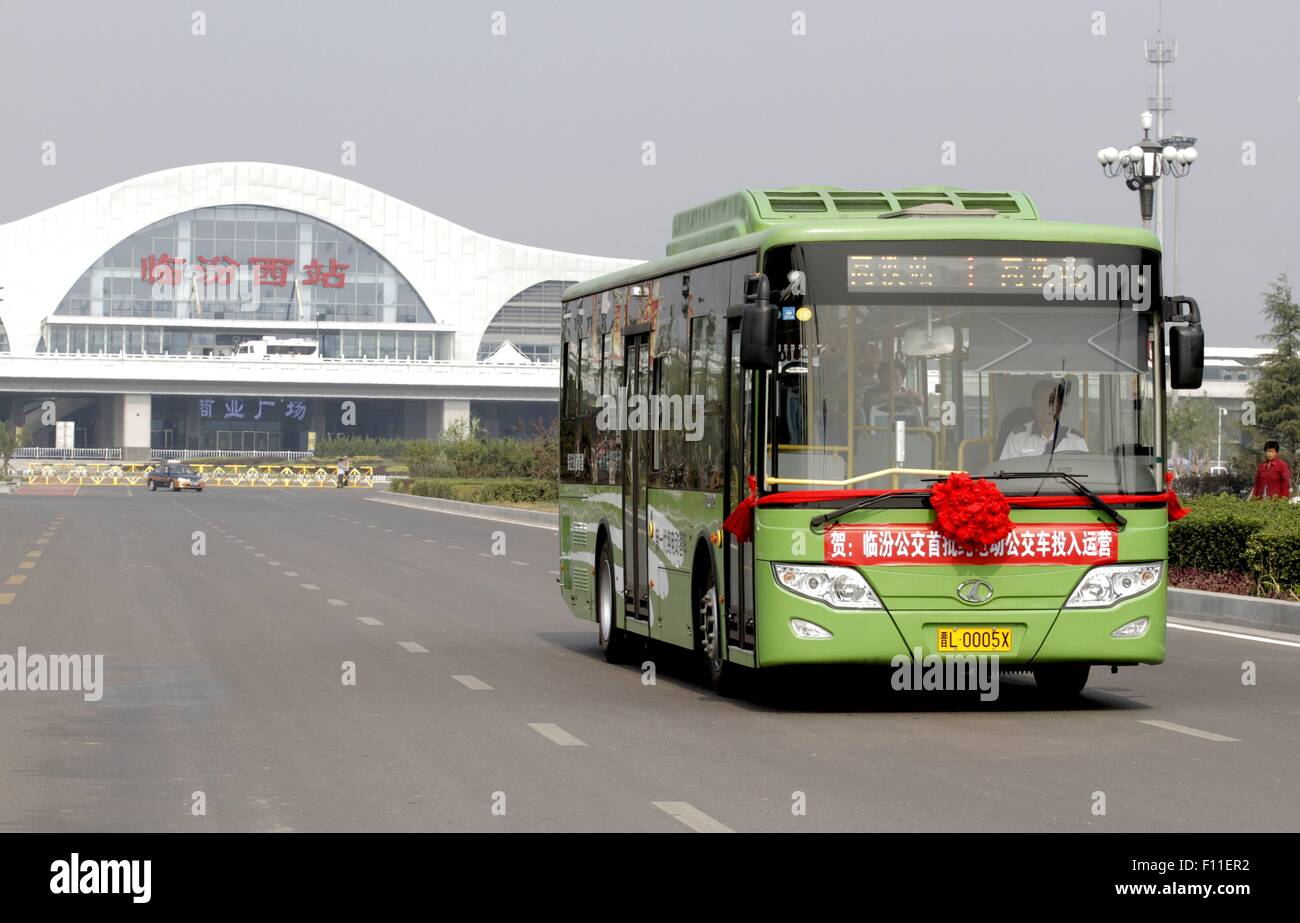 Electric buses china's hi-res stock photography and images - Alamy