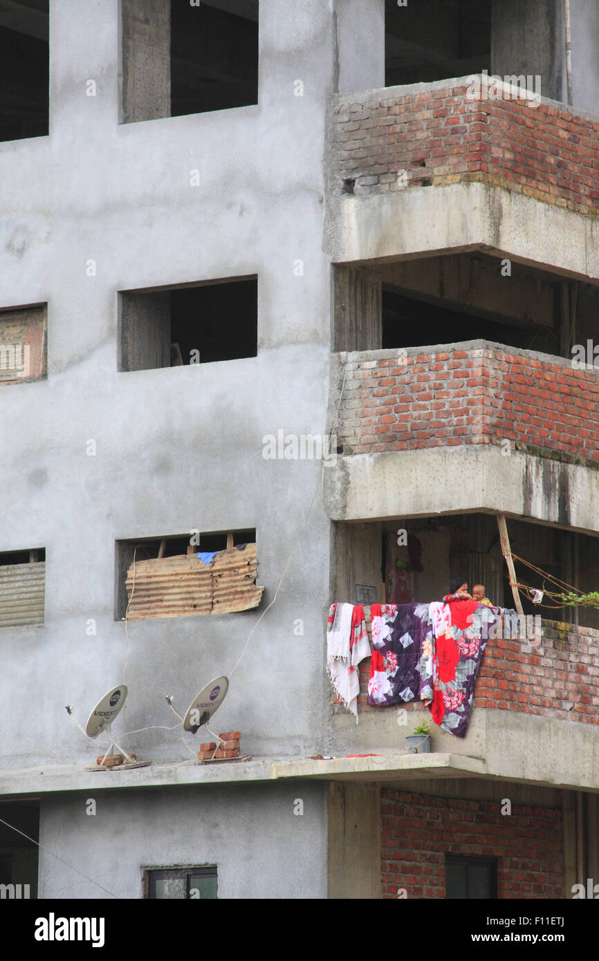 Dharavi slum india market hi-res stock photography and images - Alamy