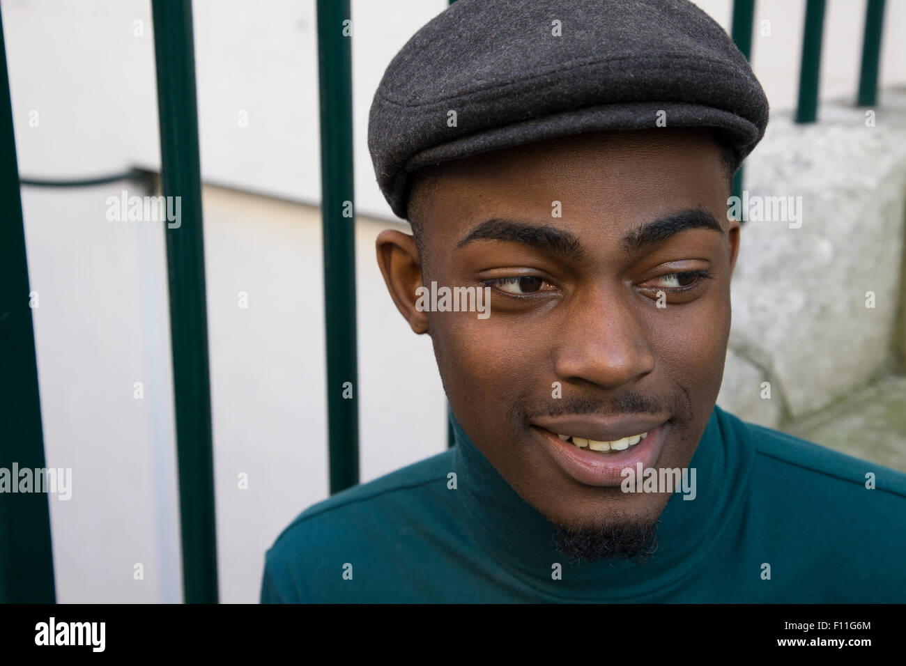 Man posing face close up hi-res stock photography and images - Alamy